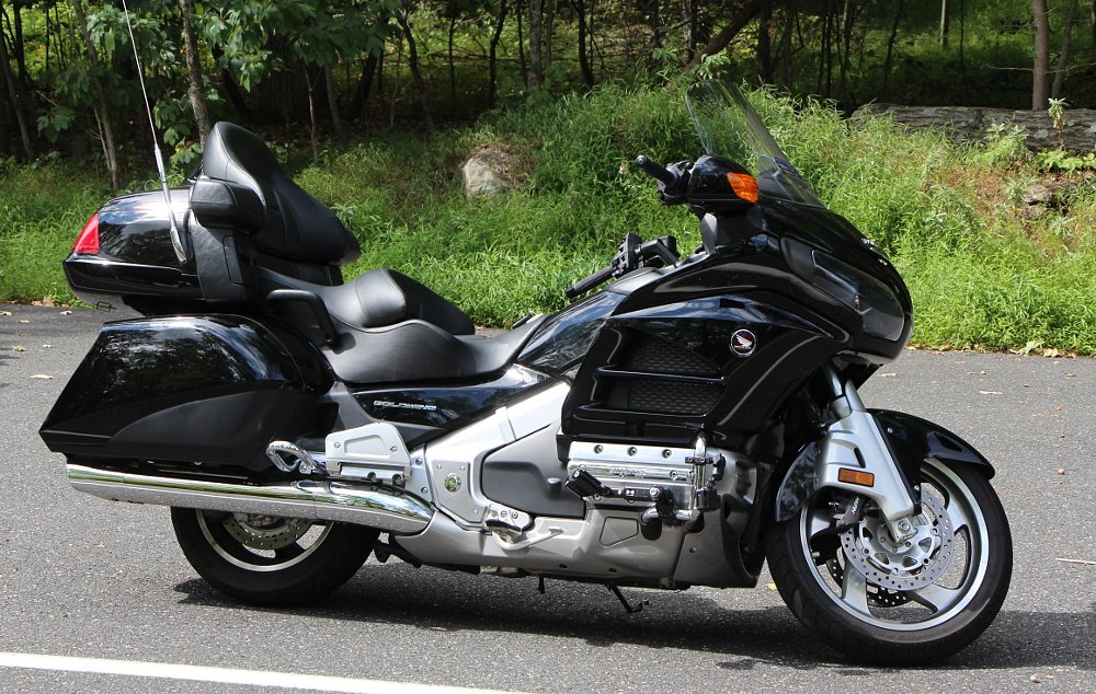2015 Honda Gold Wing review - RevZilla