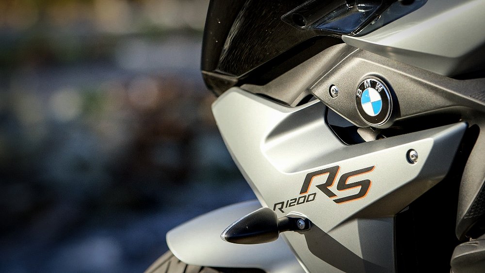 2016 BMW R 1200 RS review - RevZilla