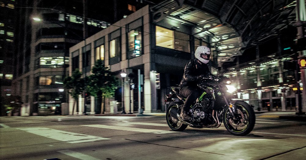 2017 Kawasaki Z900 first ride review - RevZilla