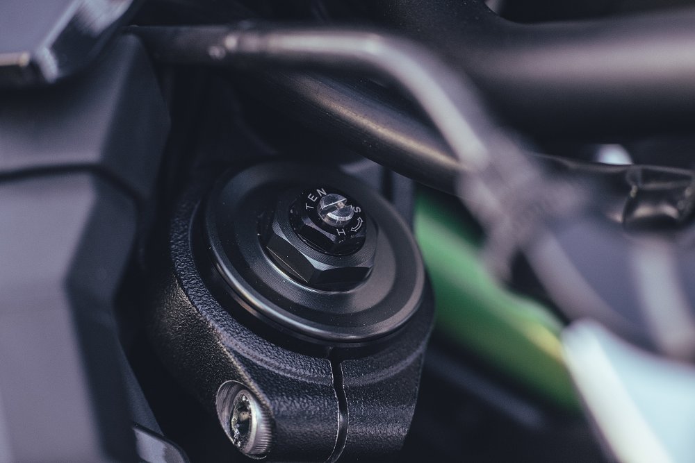 2017 Kawasaki Z900 first ride review - RevZilla