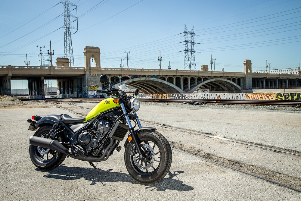 2017 Honda Rebel 500 and Rebel 300 first ride review - RevZilla