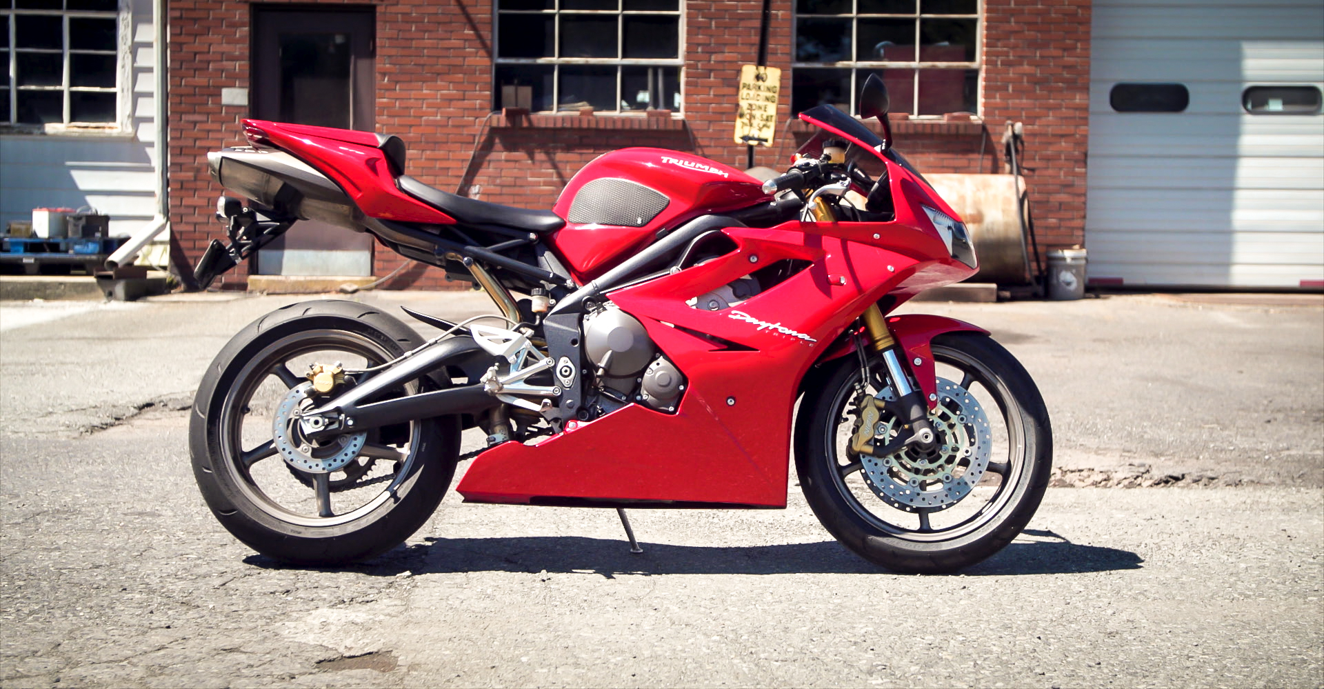 Revisiting a classic: The 2006 Triumph Daytona 675 - RevZilla