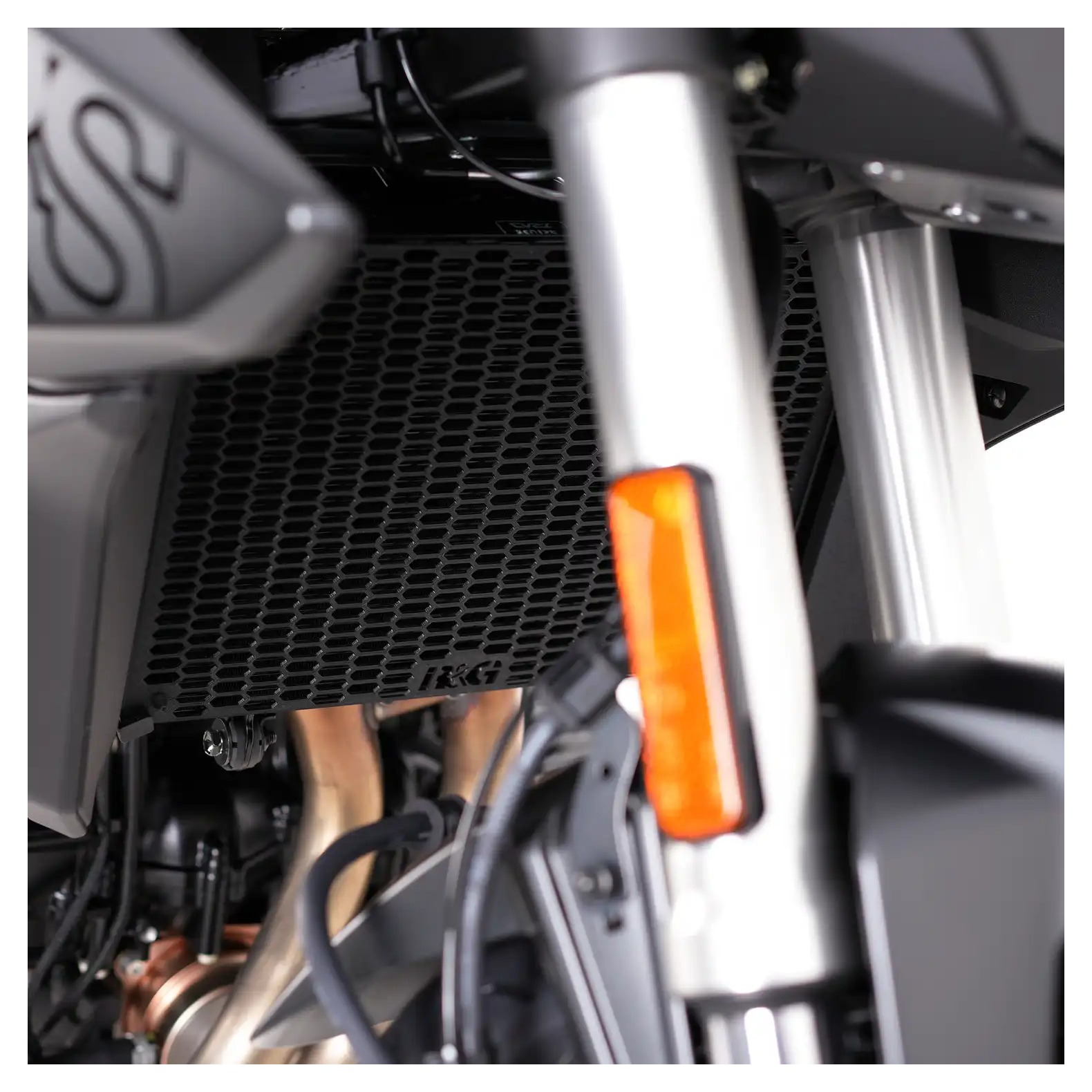 R&G Racing PRO Radiator Guard Suzuki GSX-8S 2023-2025 - RevZilla