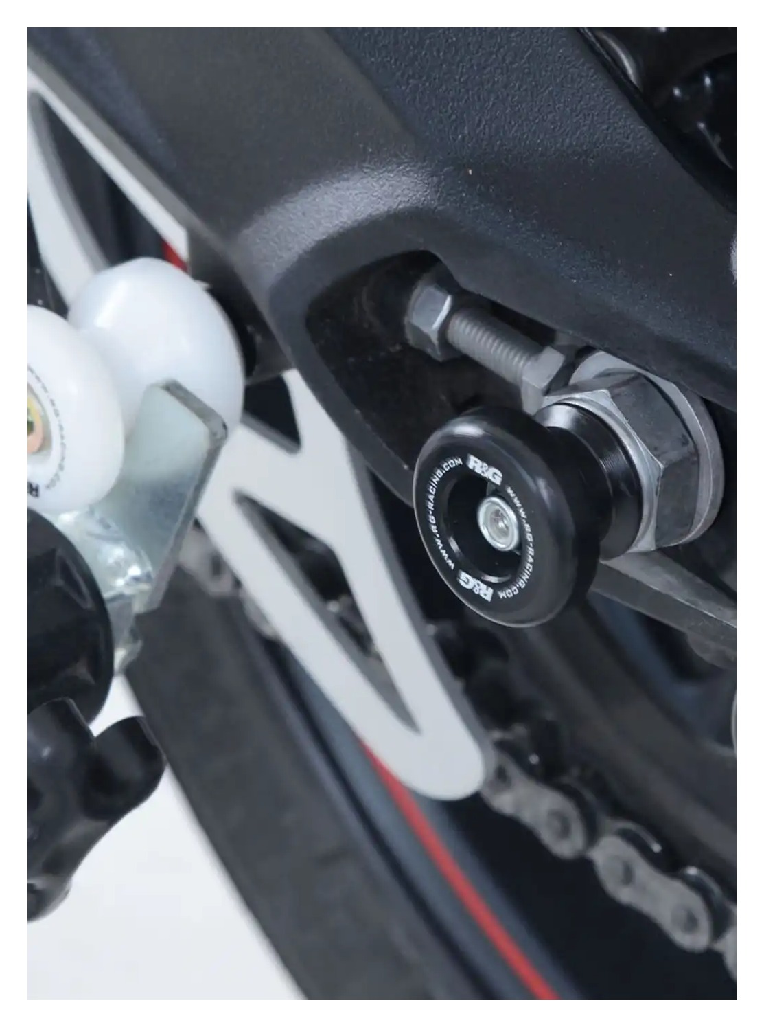 R&G Racing Rear Axle Sliders Triumph Daytona 675 / R / 765 Moto2 ...