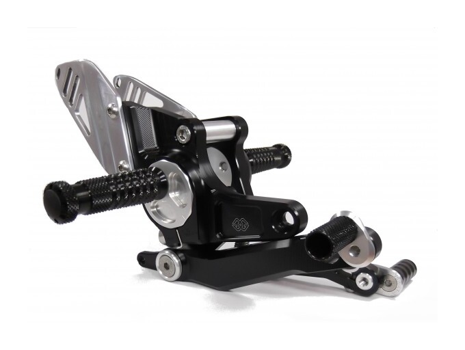 Gilles Tooling RCT Adjustable Rearsets BMW R nineT / R1200R 2006-2016 ...