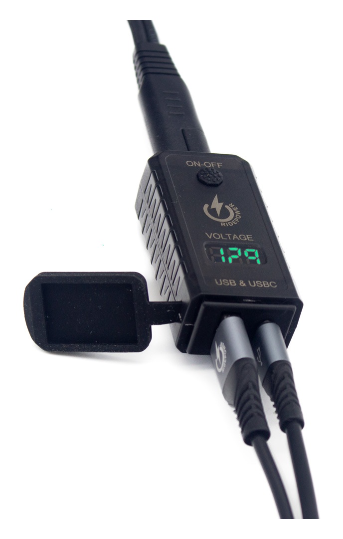 RidePower SAE To USB / USB-C Outlet With Voltage Display - RevZilla